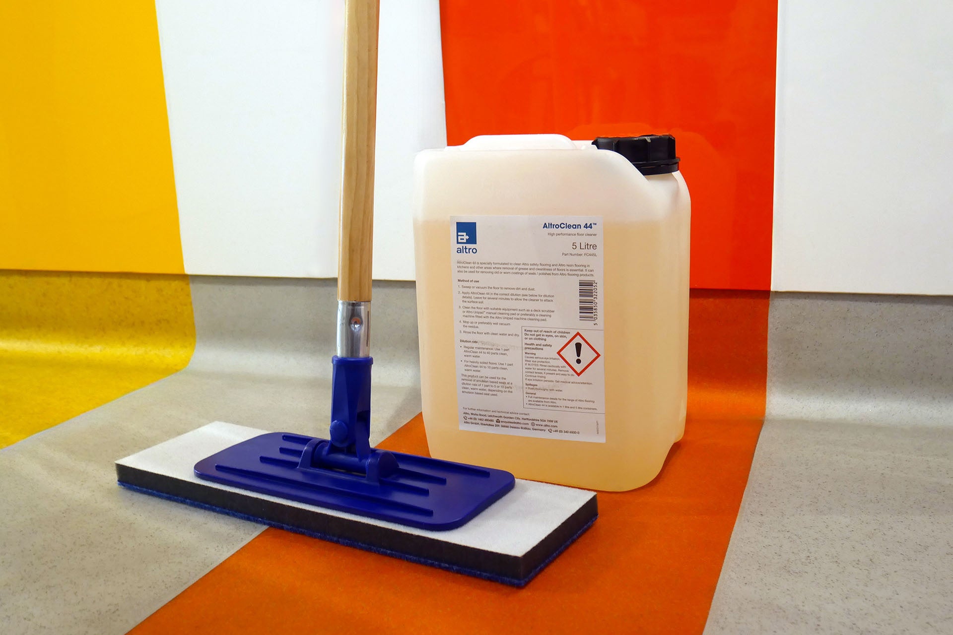 Floor and wall cleaners and tools | AltroStore
